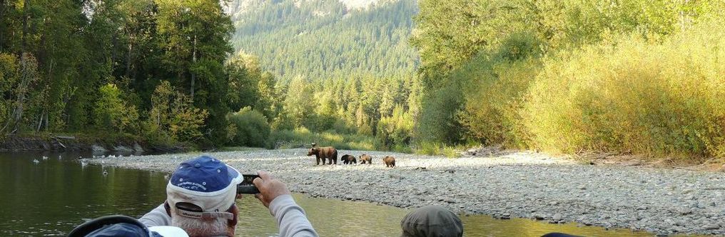 Hiking in the remote Canadian wilderness | Active Earth Adventures